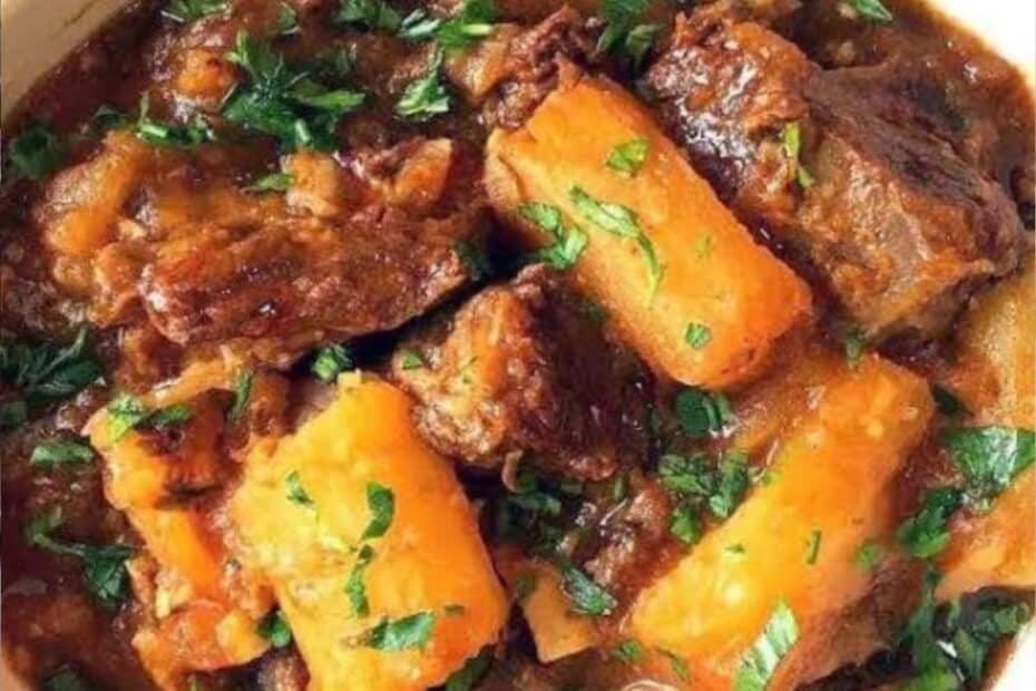 Vaca atolada ou costela com mandioca na pressão - Receita Rápido